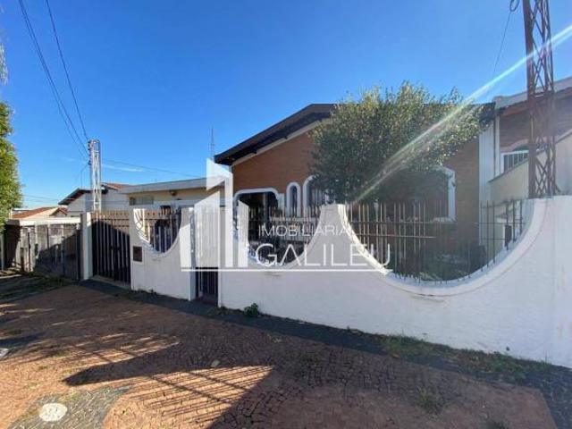 Casa para venda no Jardim Leonor