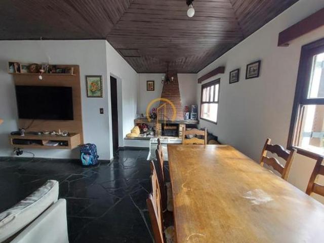 Casa para venda no Jardim Londrina, 3 quartos, 2 vagas, 151m²