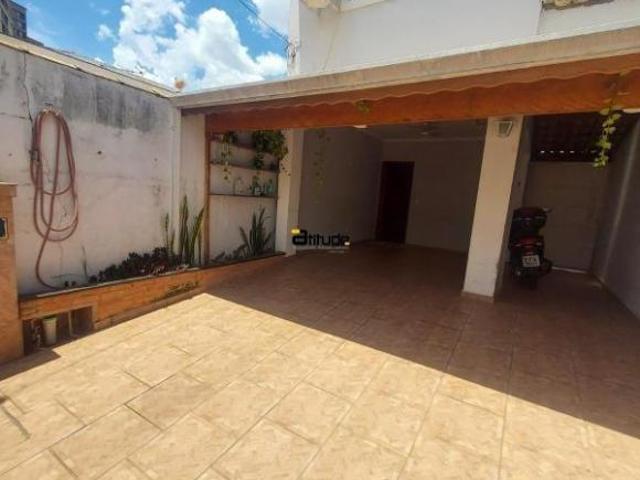 CASA PARA VENDA NO JARDIM TUPANCI BARUERI NÃO ACEITA FINANCIAMENTO