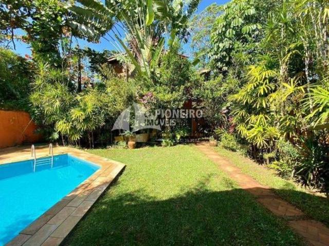 Casa para venda na praia da Barra do Sahy! Venha conferir!