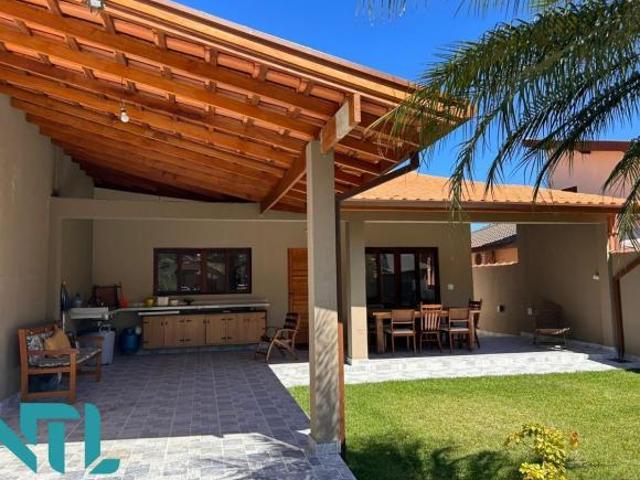Casa para Venda na Praia de Barequeçaba, localizado na cidade de São Sebastião /