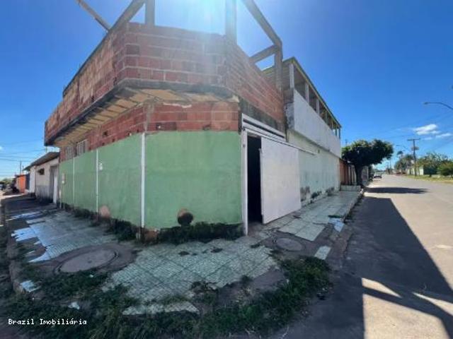 Casa para Venda, Santa Maria, 3 dormitórios, 1 suíte, 2 banheiros, 2 vagas