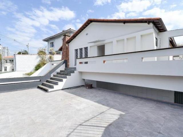Casa para Venda por R$1.500.000,00 com 430m², 5 vagas e 5 banheiros Sumaré, São paulo / SP Cód