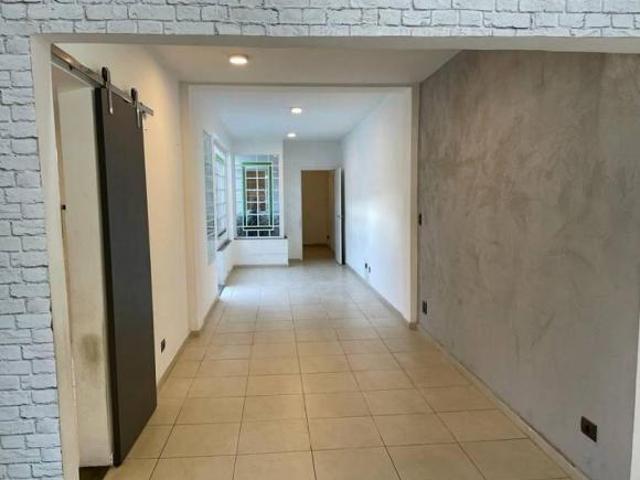 Casa para Venda por R$1.800.000,00 com 120m², 2 vagas, 1 suite e 3 dormitórios Pinheiros, São paul