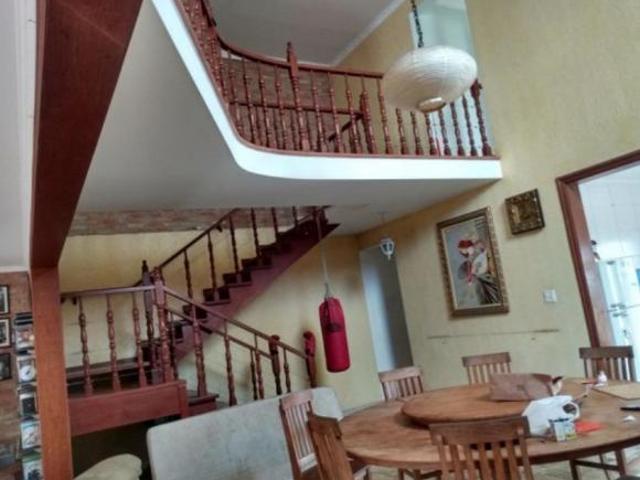 Casa para Venda por R$1.100.000,00 com 600m², 2 dormitórios, 4 vagas e 4 banheiros Chácara belenzi