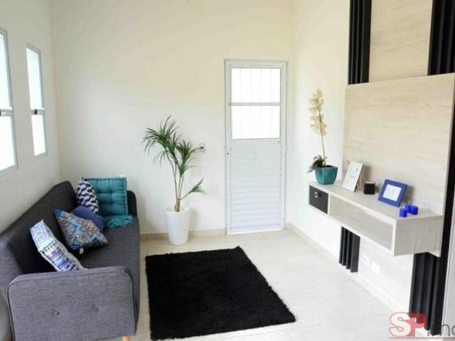 Casa para Venda por R$252.000,00 com 50m², 2 vagas e 3 dormitórios água espraiada, Cotia / SP Có