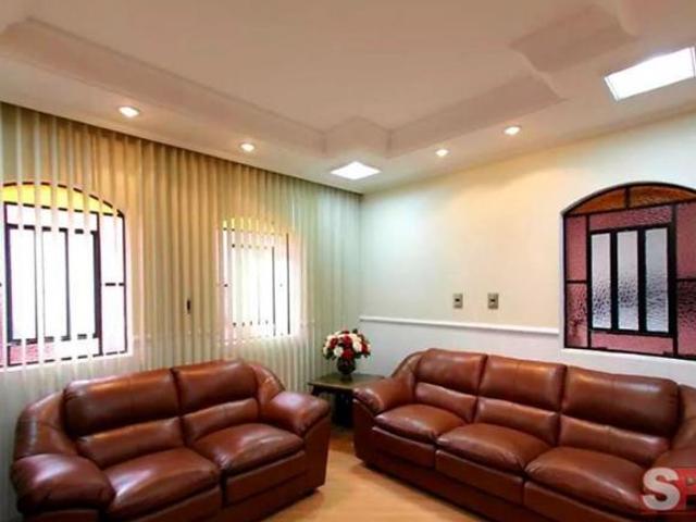 Casa para Venda por R$2.200.000,00 com 210m², 2 vagas e 4 dormitórios Barcelona, São caetano do su
