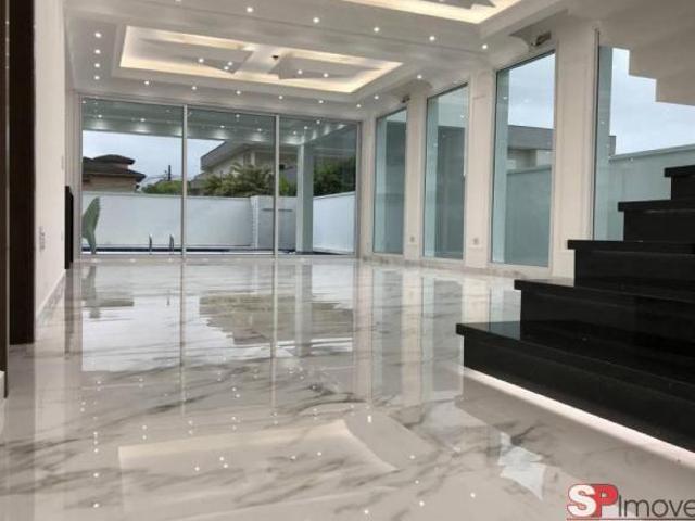 Casa para Venda por R$2.255.000,00 com 435m², 4 vagas e 5 dormitórios Maitinga, Bertioga / SP Có