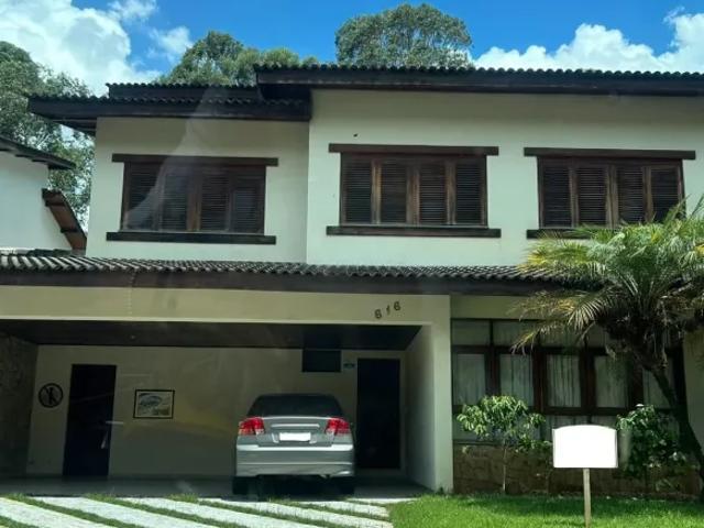 Casa para venda por R$ 2.300.000,00 em Alphaville SP