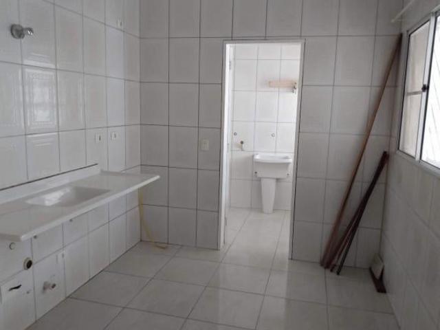 Casa para Venda por R$390.000,00 com 2 vagas, 1 suite e 3 dormitórios Itaim paulista, São paulo /