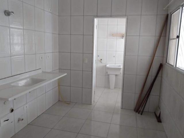 Casa para Venda por R$390.000,00 com 2 vagas, 1 suite e 3 dormitórios Itaim paulista, São paulo /