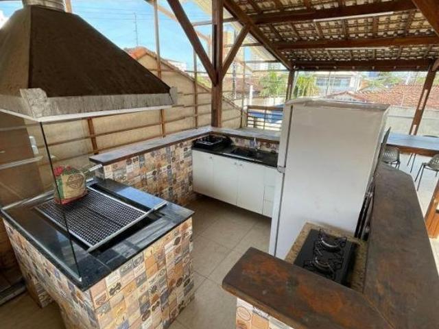 Casa para Venda por R$585.000,00 com 288m², 2 dormitórios, 1 suite e 4 vagas Caiçara, Praia grande