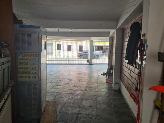 Casa para Venda por R$600.000,00 com 250m², 4 vagas, 3 suites e 3 dormitórios Parque sao domingos