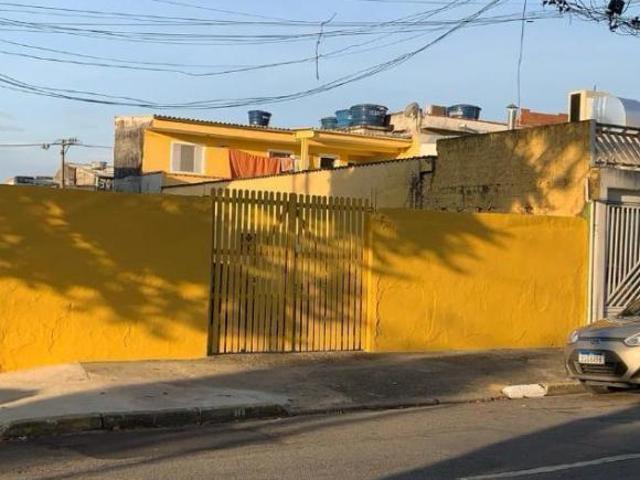 Casa para Venda por R$650.000,00 e Aluguel á R$10.000,00/Mês com 250m², 1 sala, 1 banheiro e 15 vaga