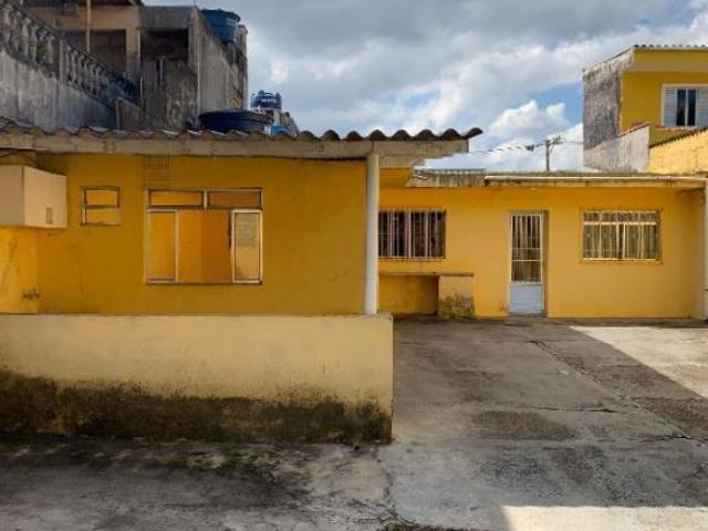 Casa para Venda por R$650.000,00 e Aluguel á R$7.000,00/Mês com 250m², 1 sala, 1 banheiro e 10 vagas