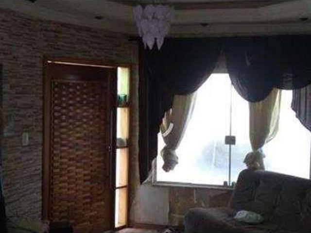 Casa para Venda por R$750.000,00 com 4 vagas e 3 dormitórios Aviação, Praia grande / SP Cód. BDI
