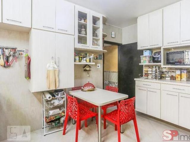 Casa para Venda por R$800.000,00 com 320m², 2 vagas e 4 dormitórios Rio pequeno, São paulo / SP
