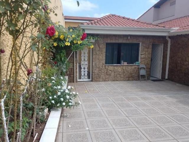 Casa para Venda por R$850.000,00 com 300m², 4 dormitórios, 6 vagas e 5 banheiros Vila jacuí, São p