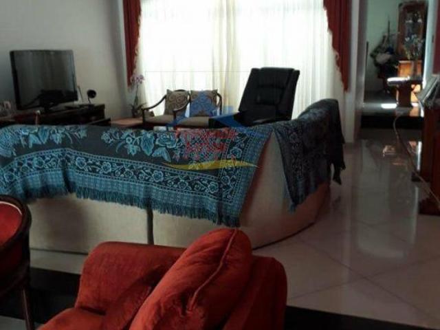 Casa para Venda por R$900.000,00 com 261m², 6 vagas, 1 suite e 4 dormitórios Vila curuca, Santo an