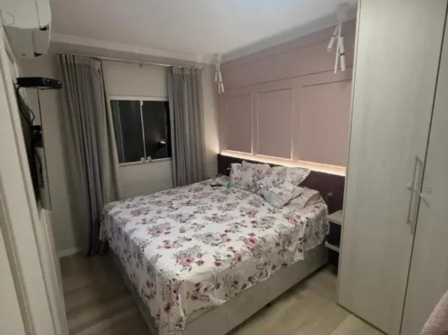 Casa para venda possui 120 metros quadrados com 2 quartos