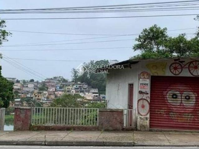 Casa para venda possui 400m² de terreno e 100m² área construída no bairro Riacho Grande/ SBC