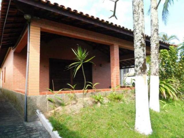 Casa para Venda, Peruíbe / SP, bairro Convento Velho, 3 dormitórios, sendo 1 suíte, 3 ba