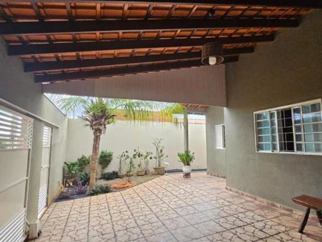 Casa para venda reformada, Santa Terezinha, Cuiabá