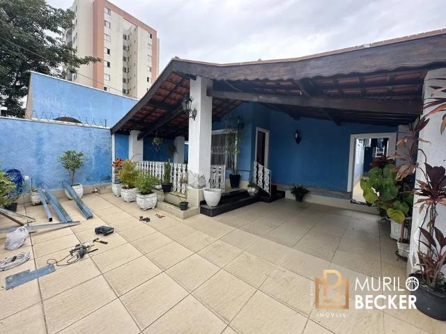 Casa para venda Residencial e Comercial no Bairro Monte Castelo