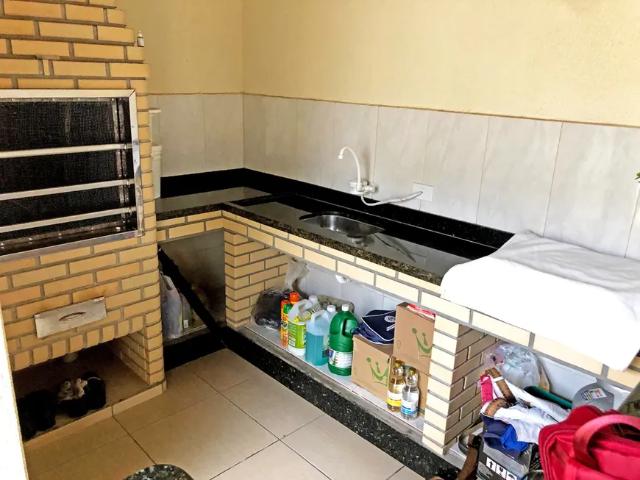 Casa para venda tem 163 metros quadrados com 3 quartos em Jardim Alvorada Maringá PR