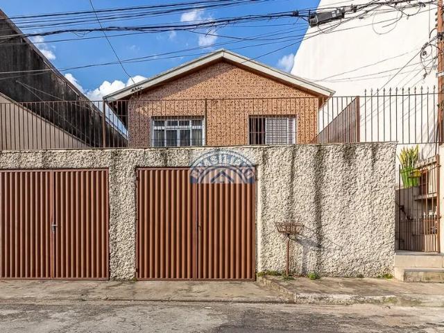 Casa para venda tem 250 metros quadrados na Vila das Belezas