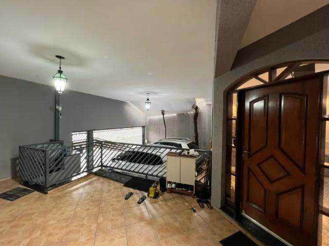 Casa para venda tem 200 metros quadrados com 3 quartos em Vila Santa Clara São Paulo