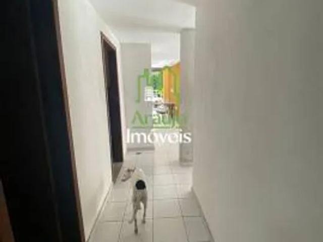 Casa para venda tem 300m² com 4 quartos em Badu Niterói RJ