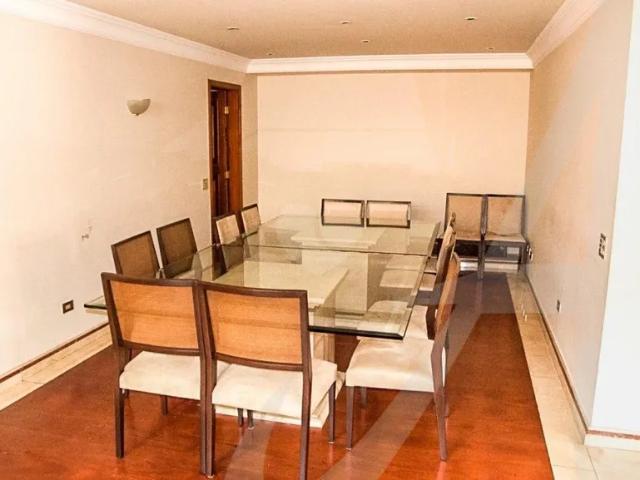 Casa para venda tem 800 metros quadrados com 5 quartos em Jardim Leonor São Paulo SP