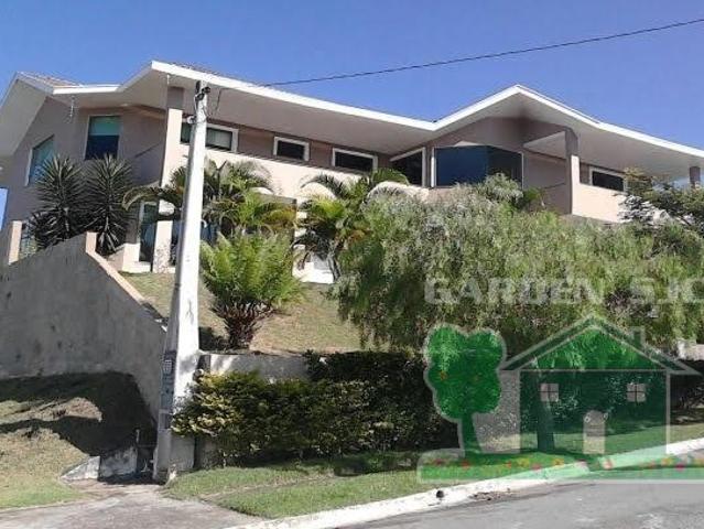 Casa para Venda/Aluguel com 4 quartos, 1000 m² por R$ 3.900.000