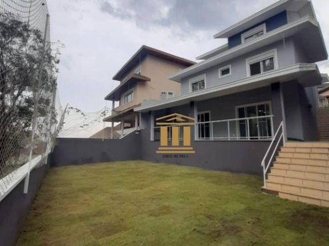 Casa para Venda/Aluguel com 4 quartos, 230 m² por R$ 1.950.000