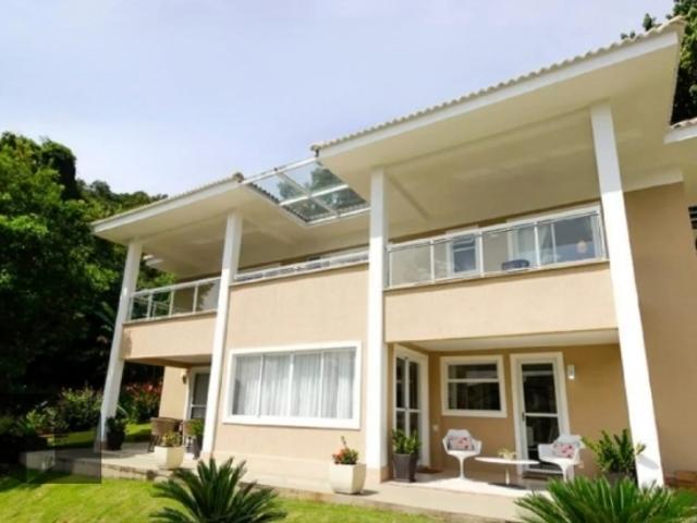 Casa para Venda/Aluguel com 4 quartos, 257 m² por R$ 2.900.000