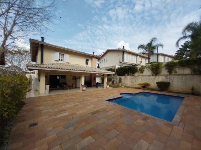 Casa para Venda/Aluguel com 4 quartos, 294 m² por R$ 2.500.000