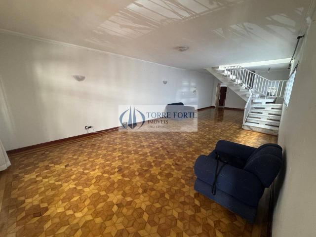 Casa para Venda/Aluguel com 4 quartos, 296 m² por R$ 1.420.000