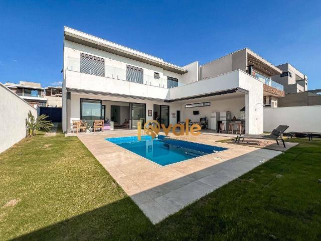 Casa para Venda/Aluguel com 4 quartos, 297 m² por R$ 3.190.000
