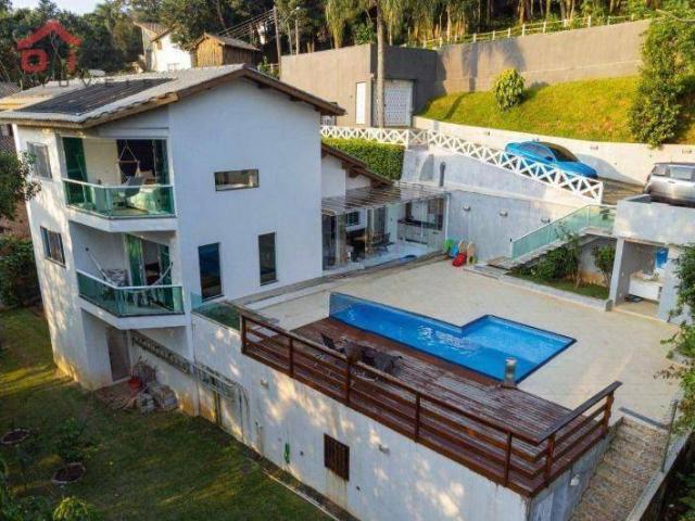 Casa para Venda/Aluguel com 4 quartos, 300 m² por R$ 2.655.000