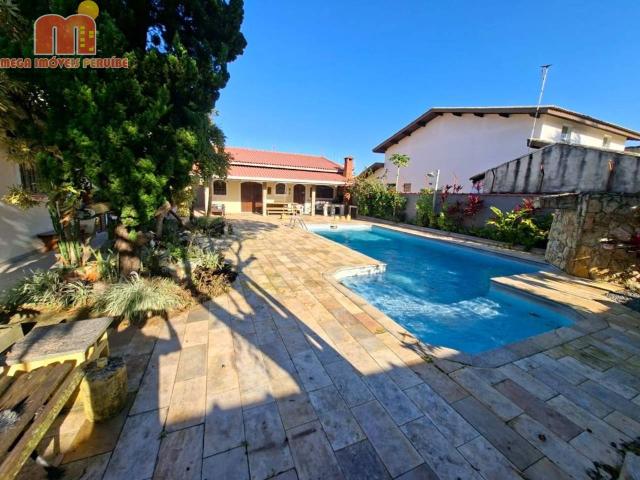 Casa para Venda/Aluguel com 4 quartos, 325 m² por R$ 1.980.000