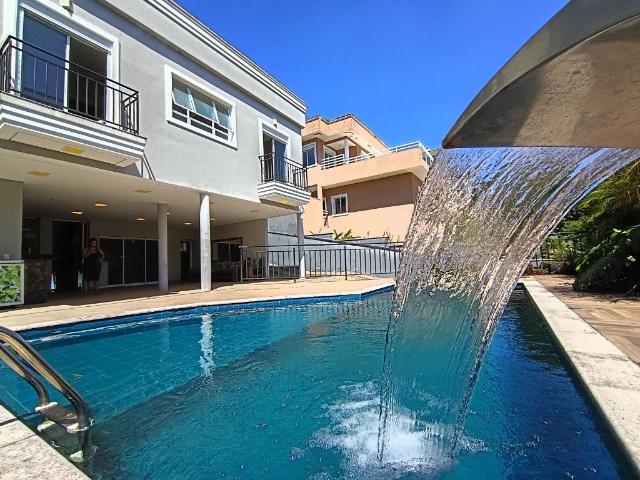 Casa para Venda/Aluguel com 4 quartos, 350 m² por R$ 1.850.000