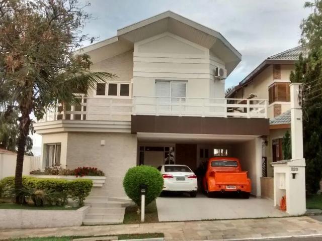Casa para Venda/Aluguel com 4 quartos, 350 m² por R$ 2.300.000