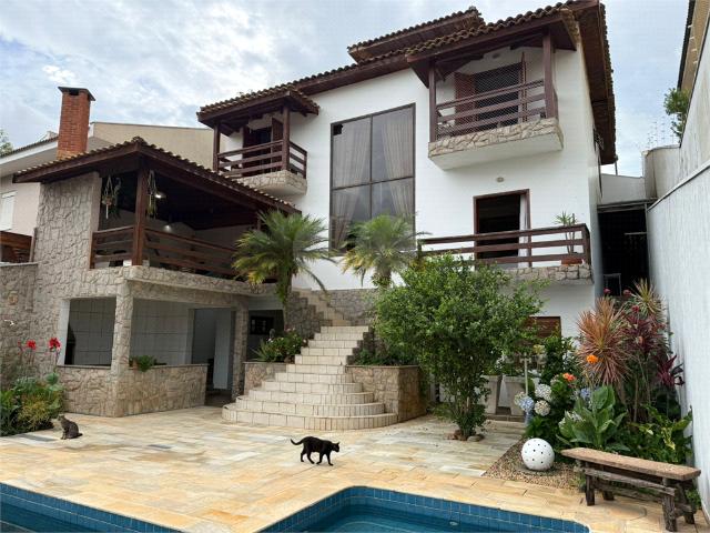 Casa para Venda/Aluguel com 4 quartos, 353 m² por R$ 3.200.000