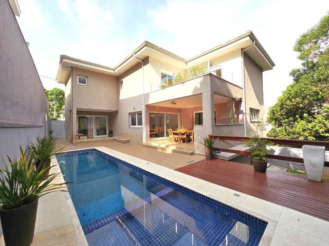 Casa para Venda/Aluguel com 4 quartos, 367 m² por R$ 4.000.000