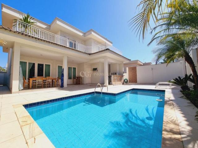 Casa para Venda/Aluguel com 4 quartos, 380 m² por R$ 3.995.000