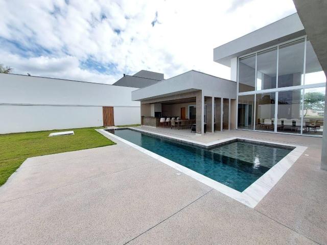 Casa para Venda/Aluguel com 4 quartos, 394 m² por R$ 4.502.800
