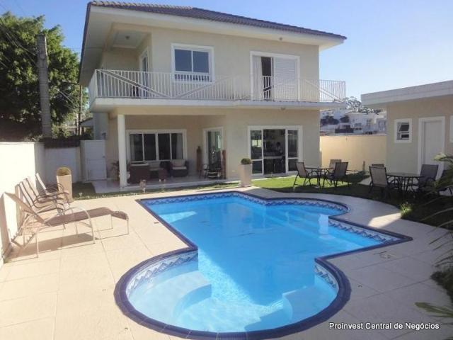 Casa para Venda/Aluguel com 4 quartos, 400 m² por R$ 3.800.000