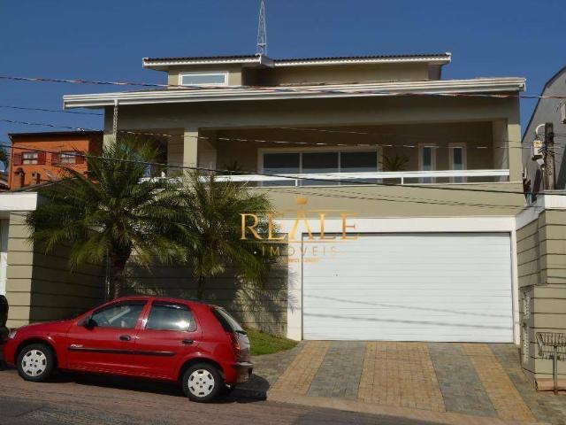 Casa para Venda/Aluguel com 4 quartos, 420 m² por R$ 2.130.000