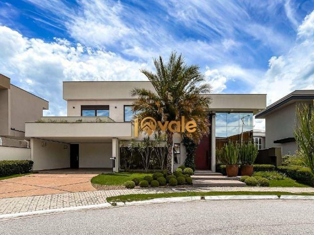 Casa para Venda/Aluguel com 4 quartos, 440 m² por R$ 5.500.000